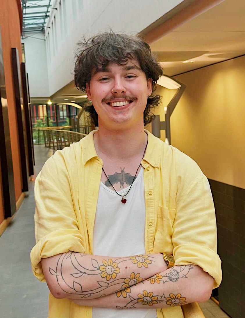 Information and communication needs in lung cancer: A qualitative ...